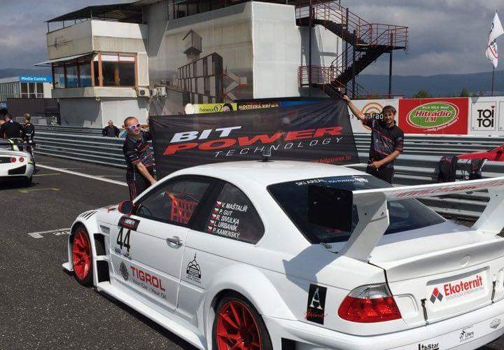 Carrozzeria Racing – Plastic roofing material Ekoternit